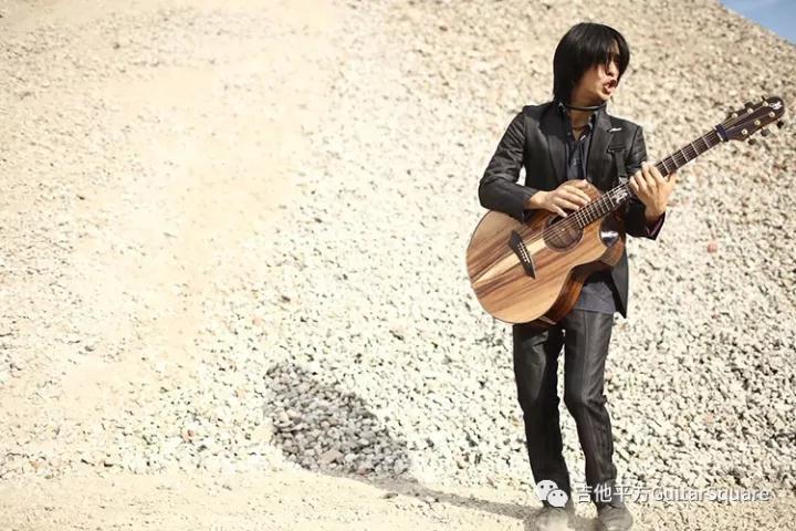 [大师风采]叹为观止! 指弹+弹唱=鬼才 Shun NG 终结篇 – Acoustic Guitar 原声吉他杂志官方主页